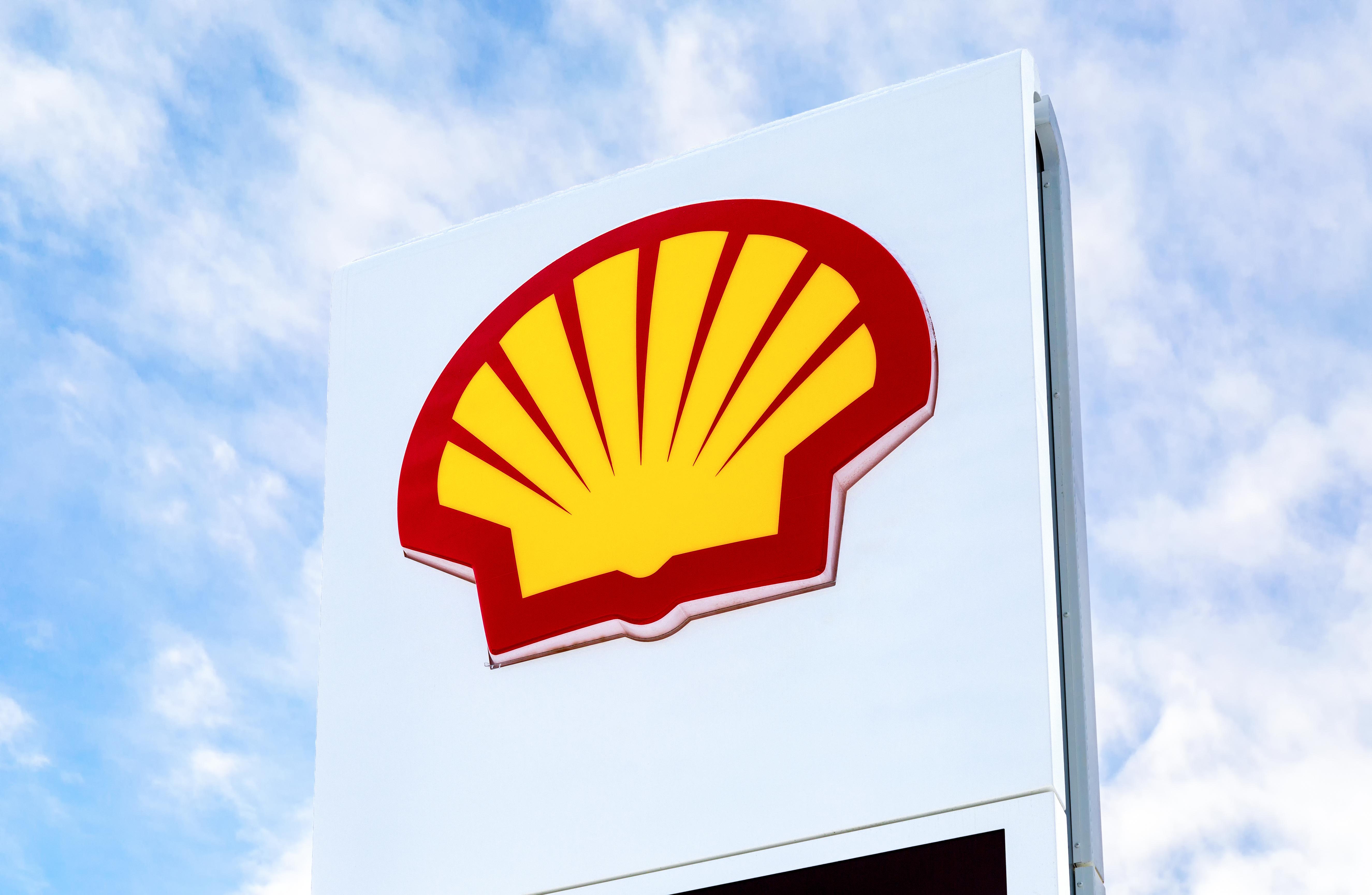 EY faces probe over partner rotation on Shell audit | Business ...